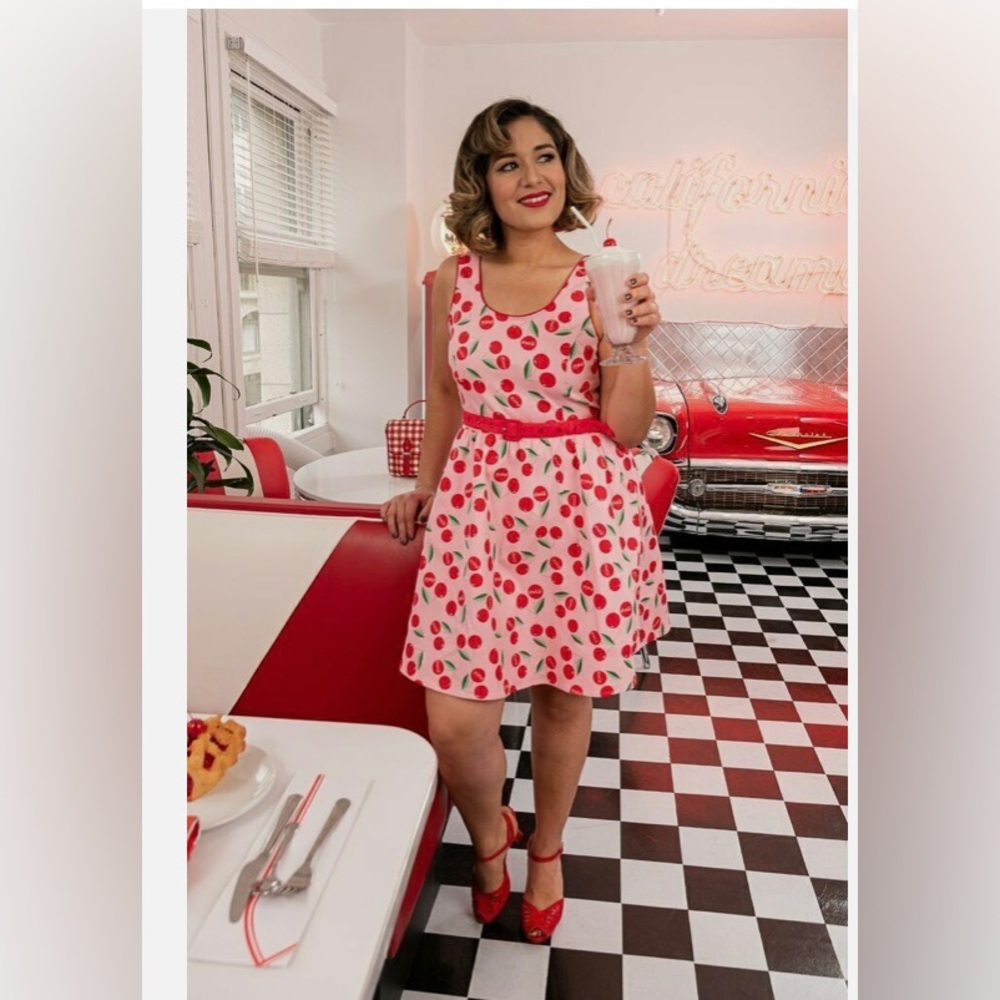 Loungefly Coca Cola Dress With Belt And Pockets - Gem